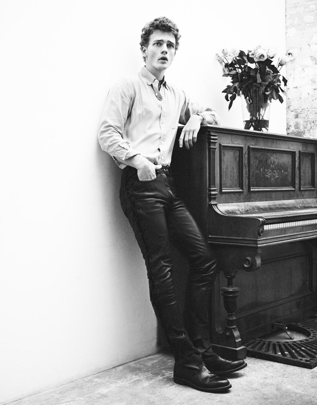 Benjamin Eidem by Stefan Zschernitz | Black Rope | Homotography