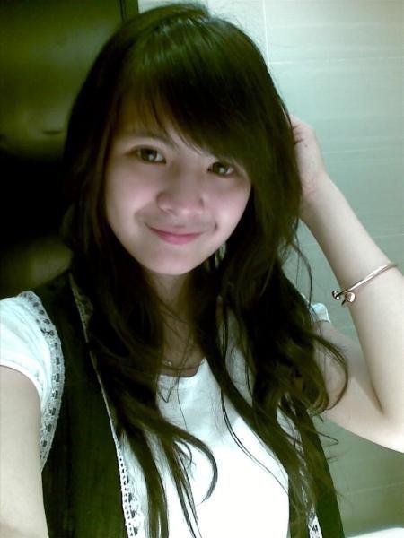 BERBAGI ILMU: GALERI DAN PROFIL LENGKAP SONYA PANDARMAWAN JKT 48