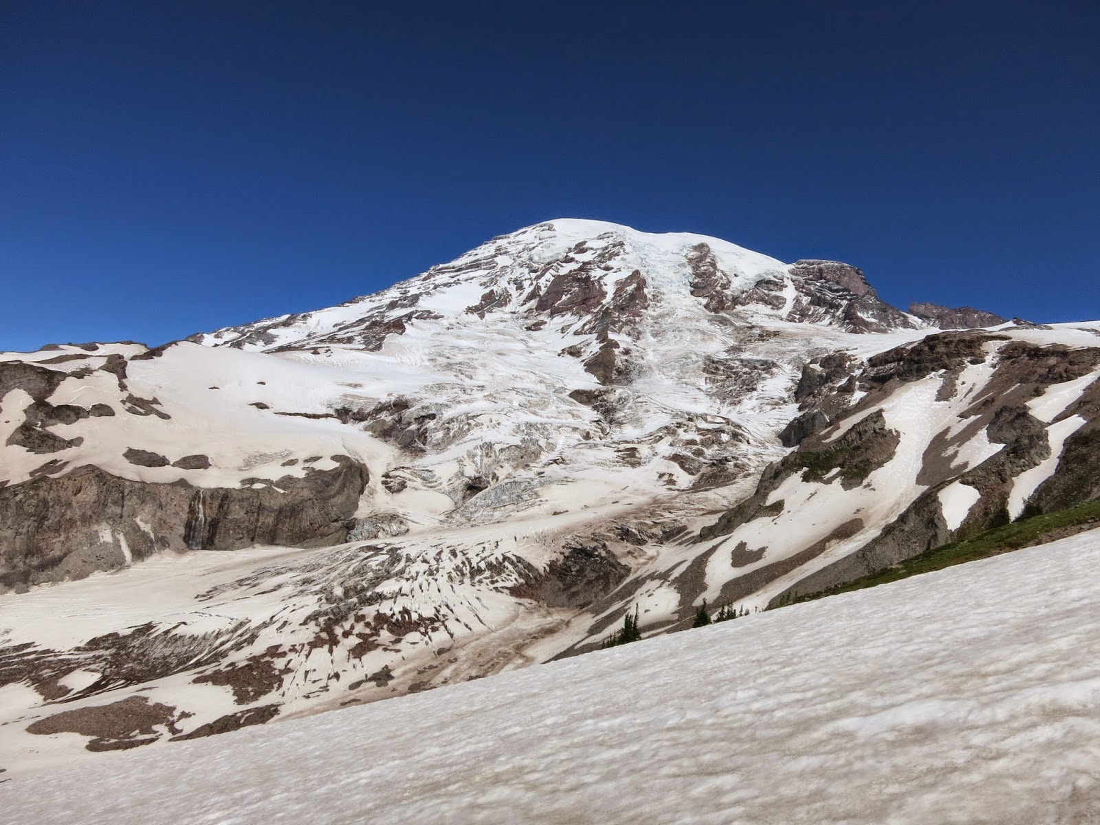 Ruhs' News: Washington - Mt Rainier – Seeing the Summit