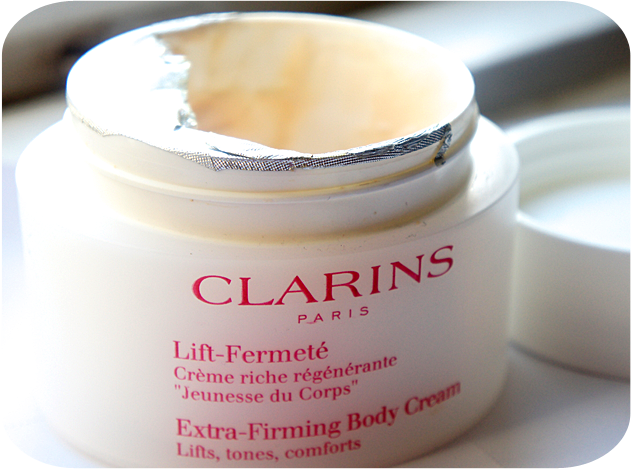 Yolanda G: ♥ CLARINS Extra Firming Body Cream