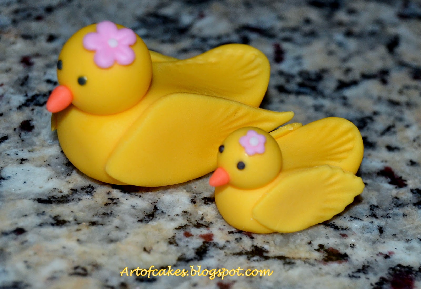 Art Of Cakes: Fondant Mom & Baby Duck