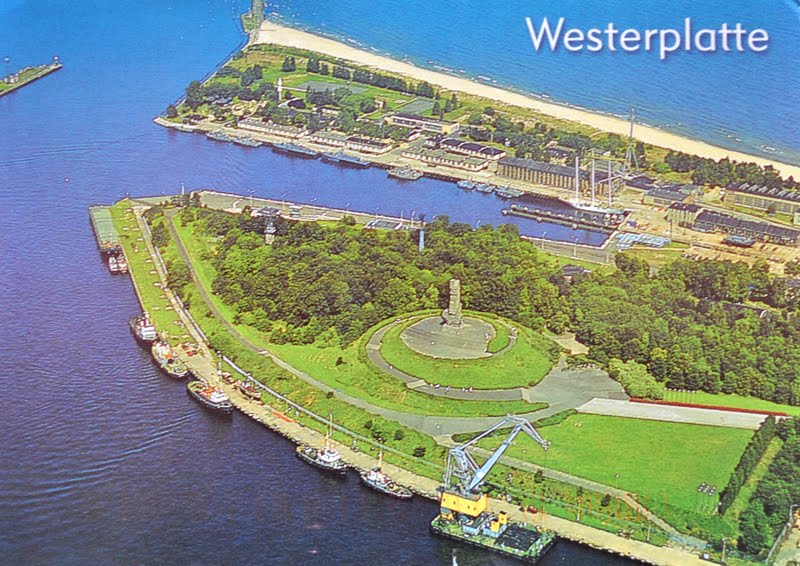 Westerplatte, symbol walki Polaków z hitlerowską agresją. - Memories ...