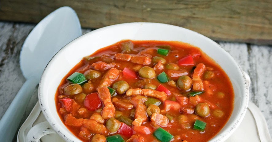 Culinaire Bagage: Kapucijnerschotel met tomatensaus, paprika en spekjes