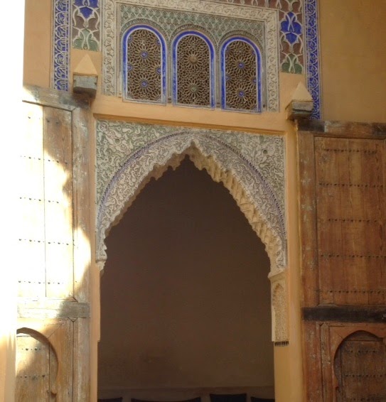 A Passage to Tangier: Moroccan decorative plaster work-Platre ciselé ...