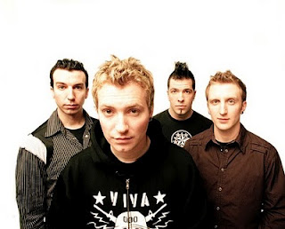 The Christian Music Junkie: Thousand Foot Krutch - Set It Off Review