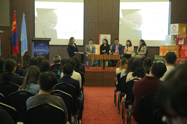 UNICEF Mongolia: Let's discuss at the UN - Unworn Masks