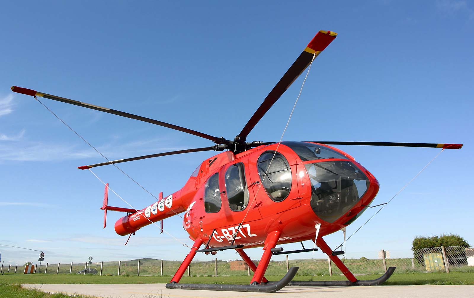 nhungdoicanh: MD Helicopters MD-600N