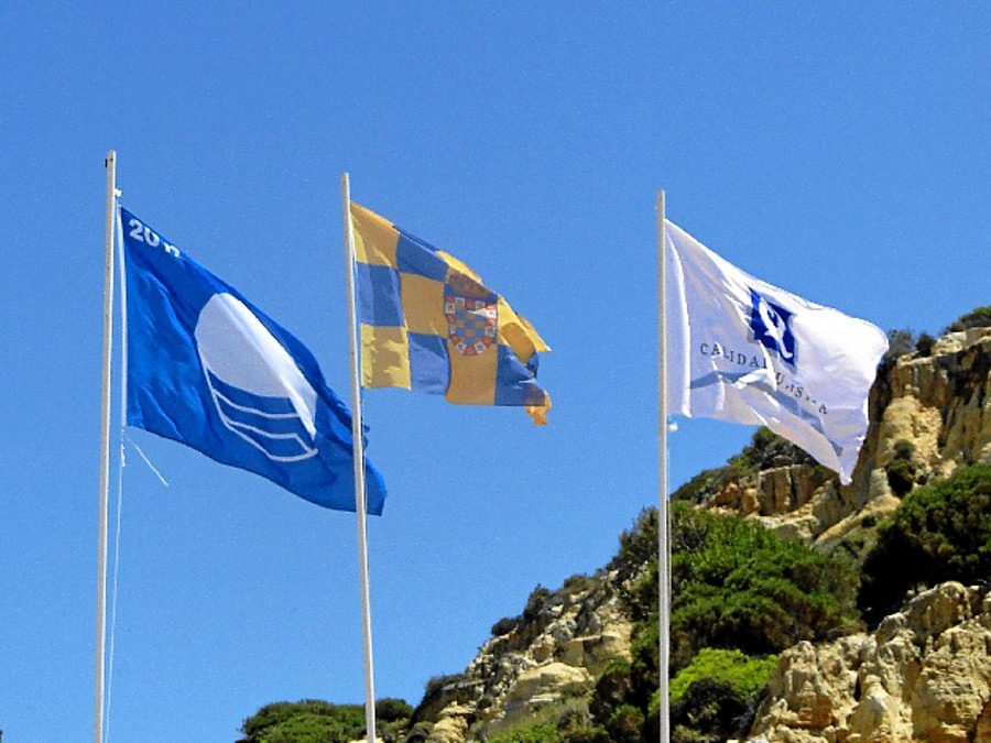 MAZAGÓN BEACH: La Bandera Azul volverá a ondear este verano en la playa ...