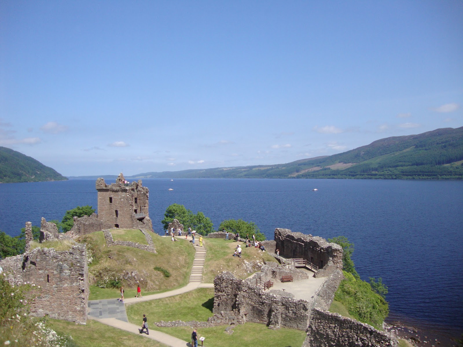 JorgensensJourneys: Loch Ness and Urquhart Castle