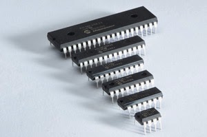 BK71901 - Circuitos Electrónicos, "Hello World!": Procesadores y MicroControladores