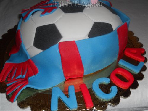 I dolci di Agata... e non solo !!!: Torta calcio Catania per Nicola ... I dolci di Agata... e non solo !!!: Torta calcio Catania per Nicola ...