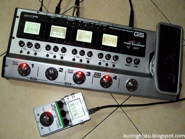 Ada Apa Dengan Ijau?: Zoom G5 Atau Line 6 Pod HD300?