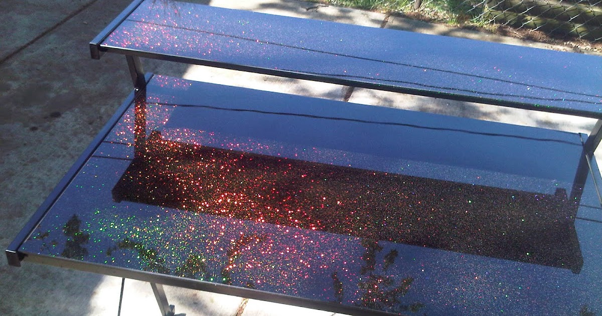 RAS Moto: metal flake desk