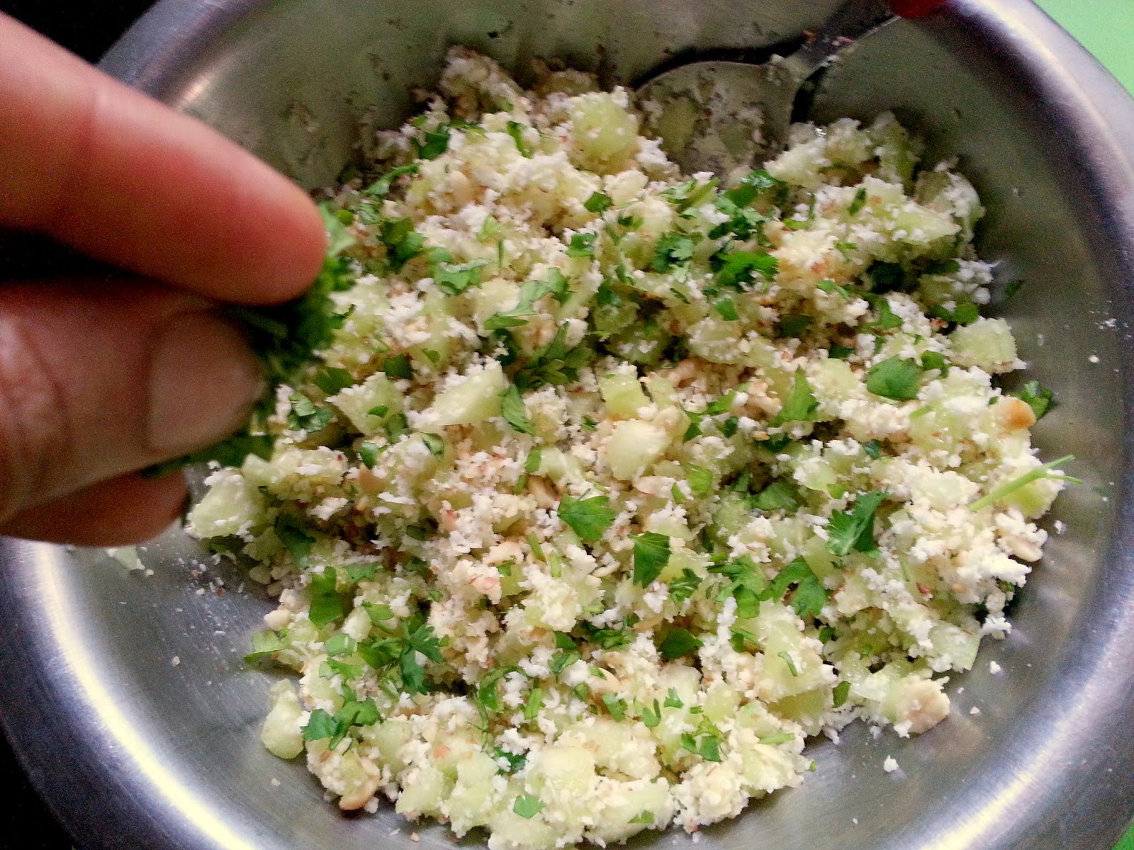 Annapurna: Khamang Kakadi Recipe / Cucumber Salad