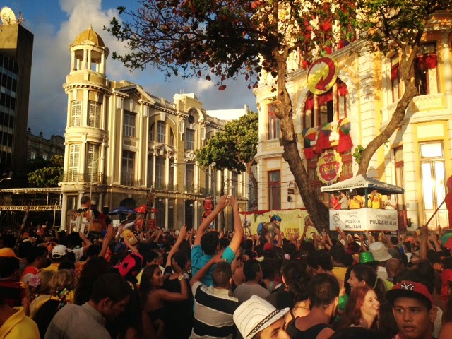 ACONTECE: Domingo de Frevo no Recife de Coração