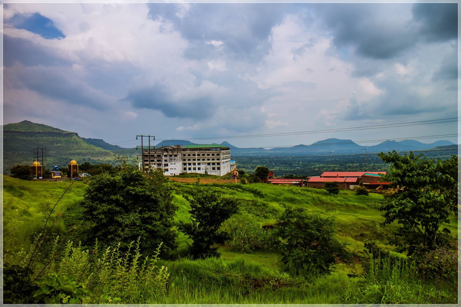 Field Clicks: Kaas Plateau, Bamnoli and Thoseghar... in high places