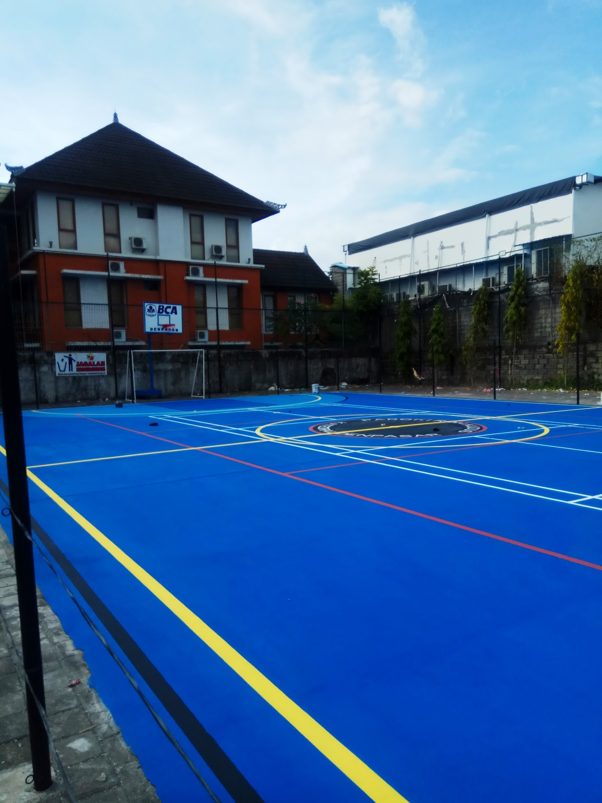 pengecatan propesional: tukang cat lapangan internasional ~ Branding ...