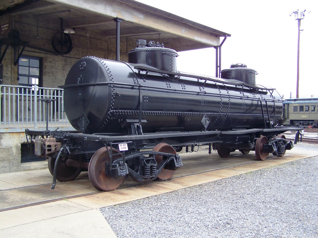 Frank's Place: Tank Car