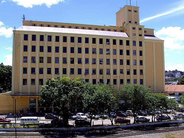Prefeitura De Barra Mansa Voltará A Cor Azul E Branca