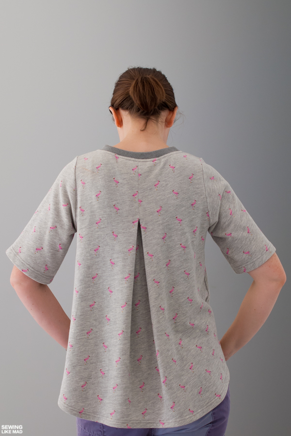 Sewing Like Mad: Cropped T-Shirt 03/2016 #103A - Burda Style Patterns.