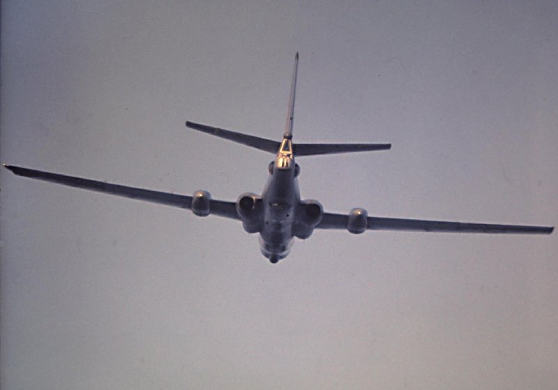 Grams luftfartsblogg: 333 skvadron i faresonen