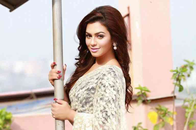 Celebrity Biography Books : Nusrat Faria Biography | BD Model Nusrat ...