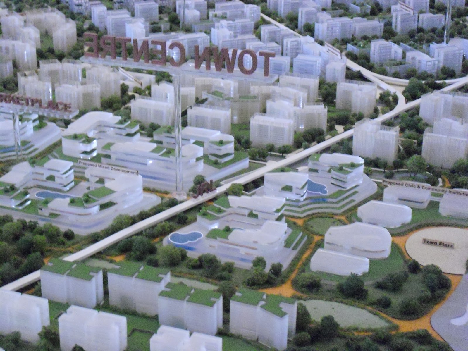 88URAnus88: Models of Tengah (Forest Town) at HDB Hub