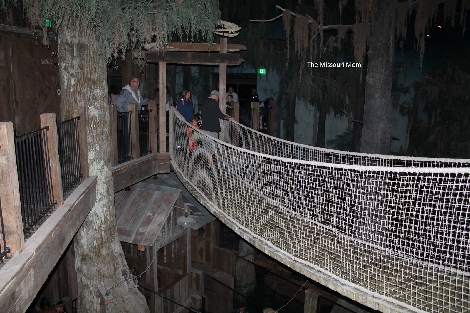 The Missouri Mom: Johnny Morris’ Wonders of Wildlife National Museum ...