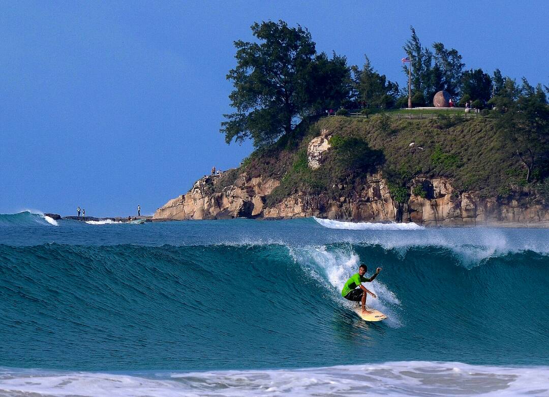 Dive And Surf Borneo: Surfing in Sabah