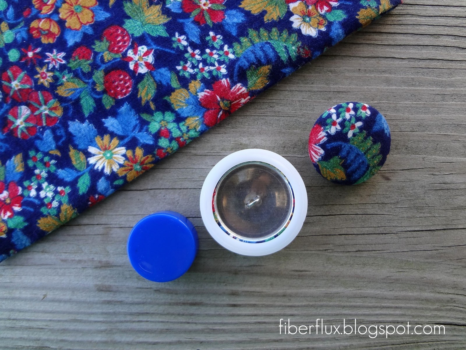 Fiber Flux: How To Make Fabric Covered Buttons