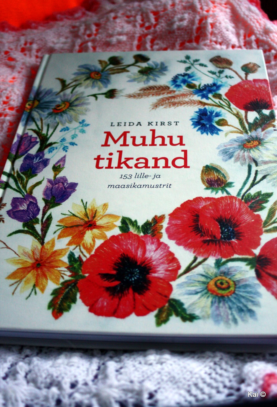 Kailill: Muhu tikand / Embroidery from Muhu island