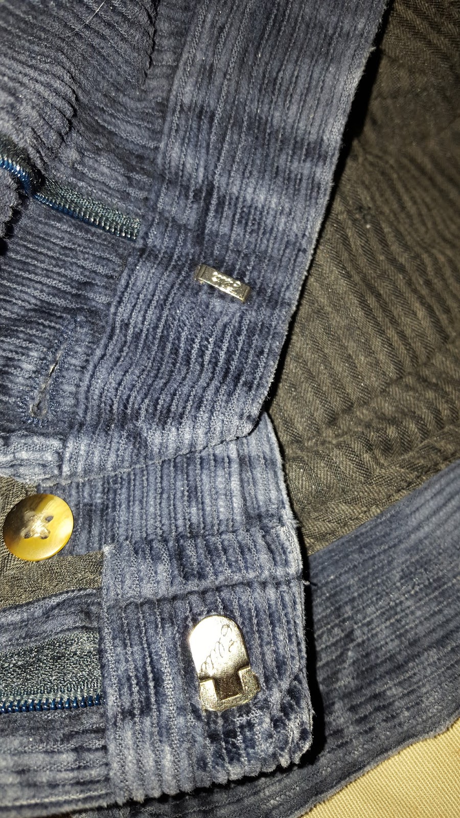 Deans' stroke musings: Pants clasp