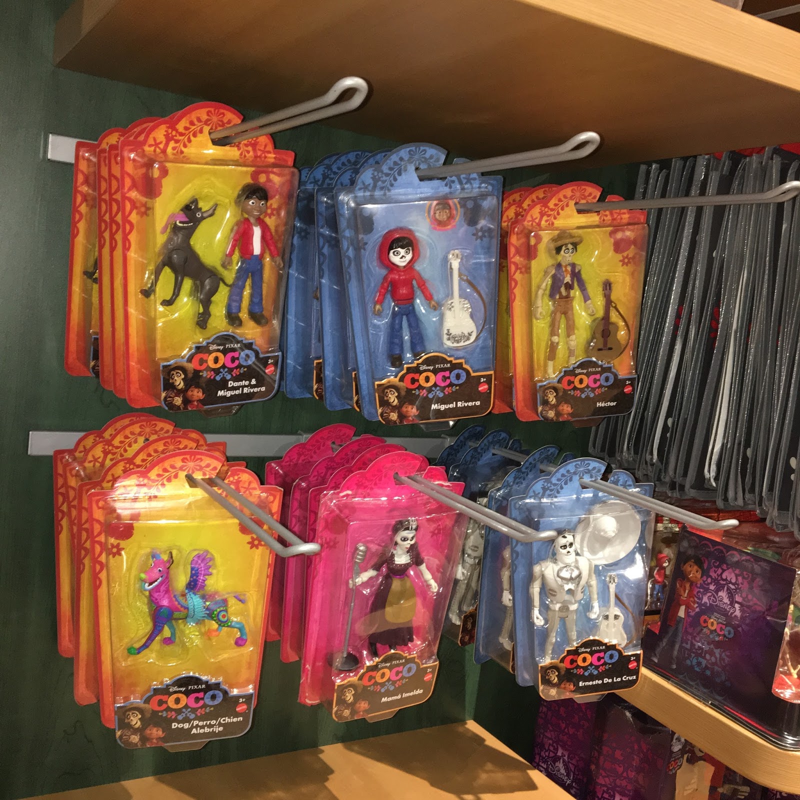 Dan the Pixar Fan: Events: The Disney Store Coco Merchandise Release—IN ...