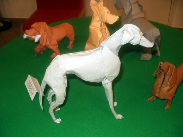 Have Paper, Will Travel: Eric Joisel's models of dogs