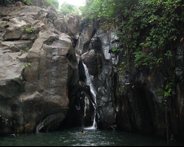 Keralakundu water fall (Kalkundu water fall) Karuvarakundu ...