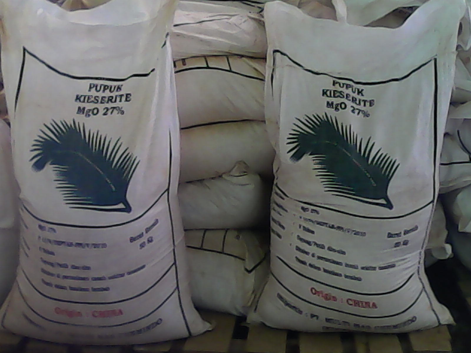 BERBAGAI JENIS PUPUK TERBAIK: PUPUK TERBAIK KIESERITE