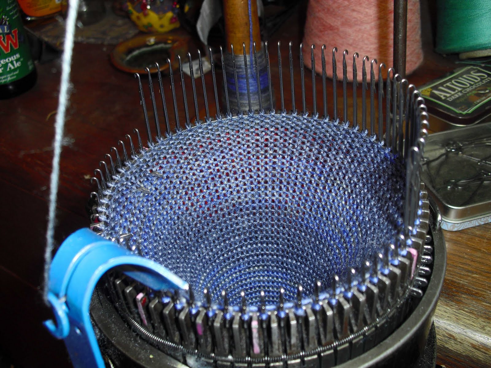 Tangible Daydreams: Socks on my Creelman Brothers machine, and sock ...