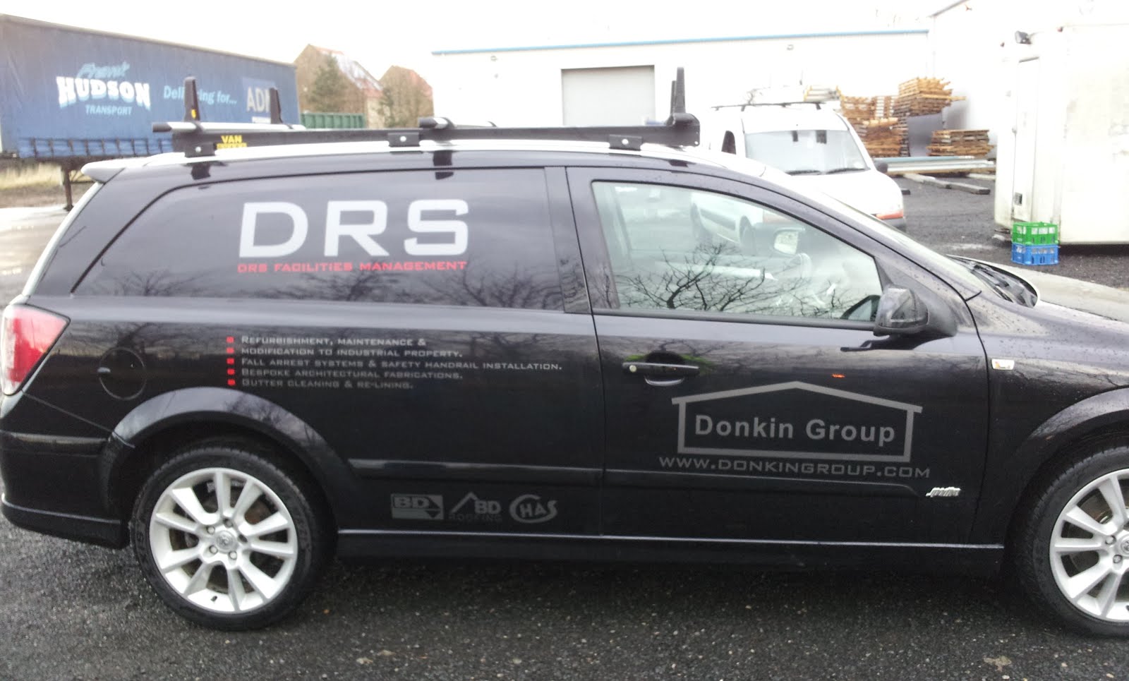 The Green I Signs Blog: Black Vauxhall Astra van signwriting for the ...