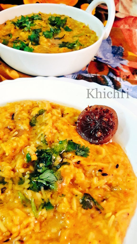 Delish Food: Masala Khichri