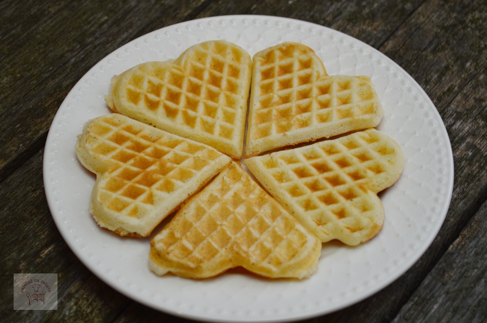 Waffles, reteta de baza - CAIETUL CU RETETE
