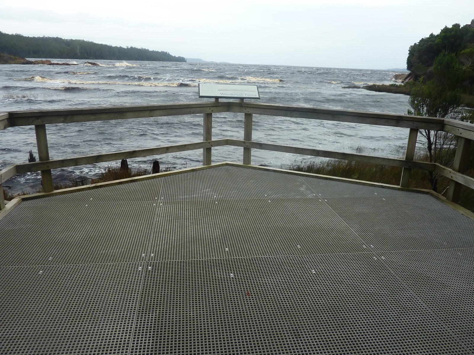 TREADWELL™ – Offering Comprehensive Solutions: 3 FRP Anti-Slip ...