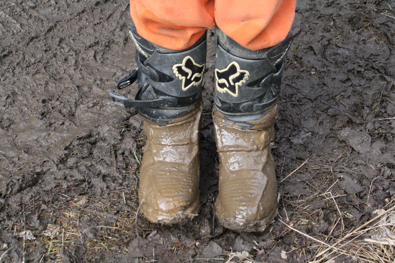 No Ordinary Sparrow: Spring + Boys + Mud = FUN!