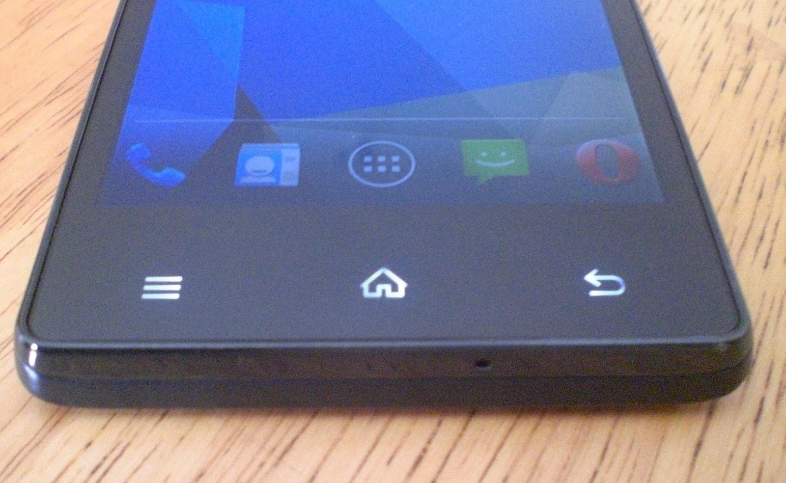 Cherry Mobile Razor Review: Cutting Edge