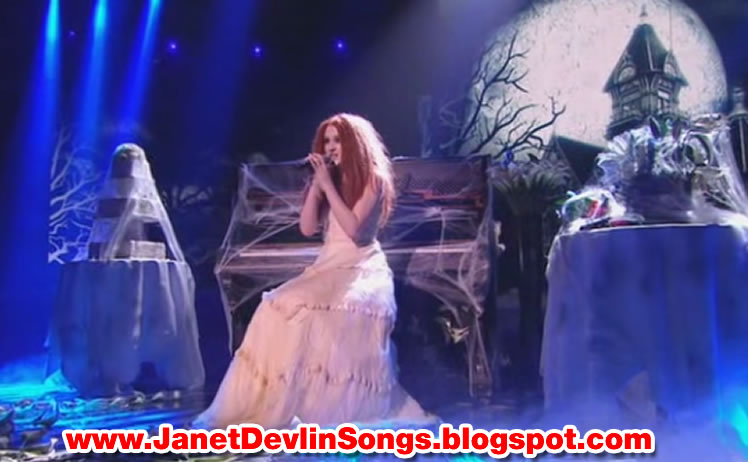 Janet Devlin Songs: Janet Devlin's Photos