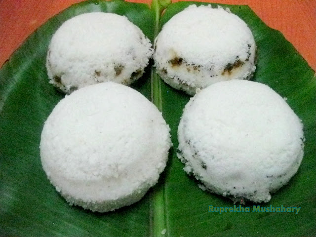 Feelings: Tekeli Mukhot Diya Pitha