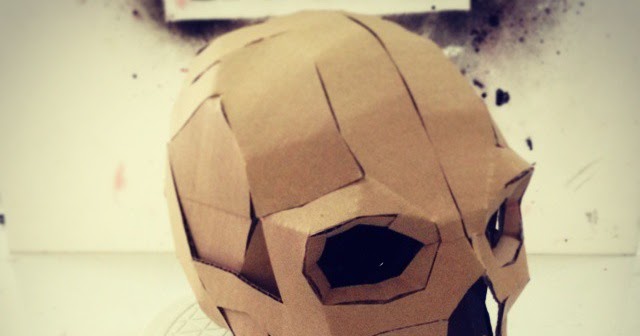 Dali Lomo Express Halloween DIY Cardboard Skull Display Props PDF 