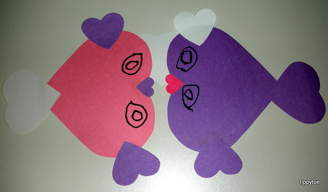 Tippytoe Crafts: Valentine Fish