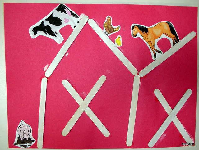 Tippytoe Crafts: Craft-Stick Barns
