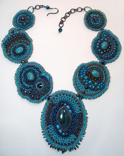 Beading Arts: Combining bead embroidery stitches for more complex motifs