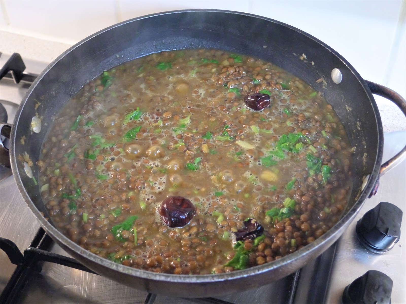 This Muslim Girl Bakes: Brown Daal.